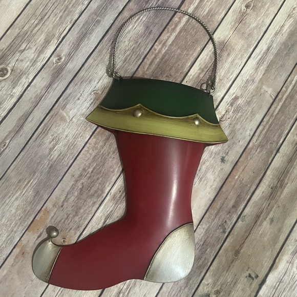 Southern Living At Home | Accents | Slah Holiday Door Bucket Tin Santa ...